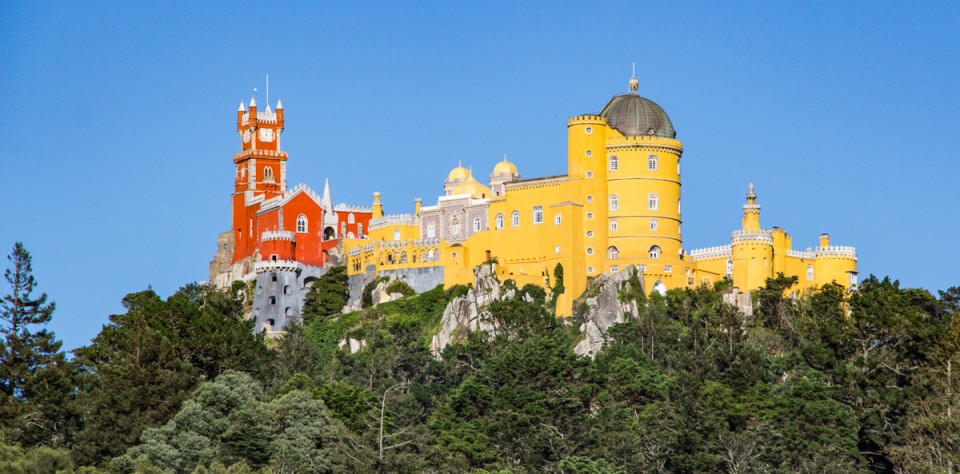 Sintra, Portugal: 1,000 Years of History in 1 Day - Inspire ...